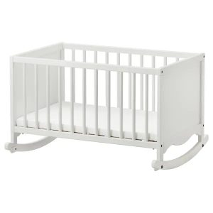 Bassinet vs Crib vs Cradle - What is it and how they differ